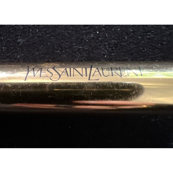 Yves Saint Laurent | Makeup | Ysl Allover Brightening Pen In 2 Ivory ...